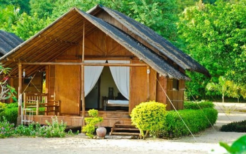 7 Desain Rumah Bambu Sederhana - Ruang Rupa Arsitek